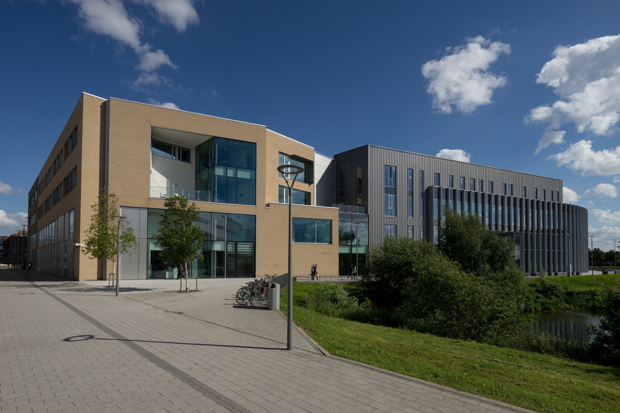 maber: Isaac Newton Building - Graphisoft | United States